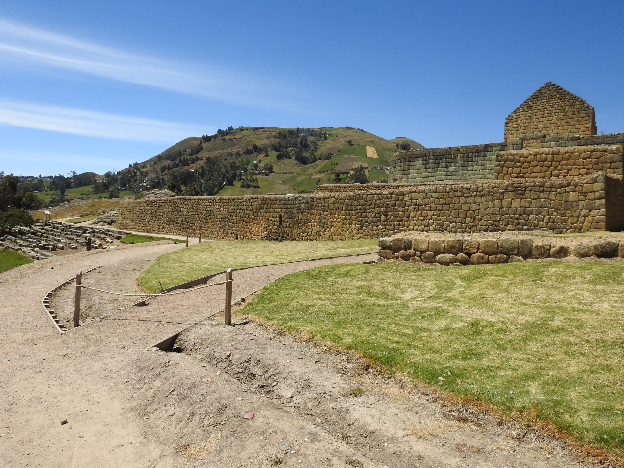 Ingapirca Inca Trail – Ecuador Eco Adventure